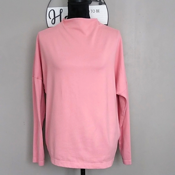 Uniqlo | Tops | Uniqlo Millennial Pink Mock Turtleneck Womens Medium | Poshmark
